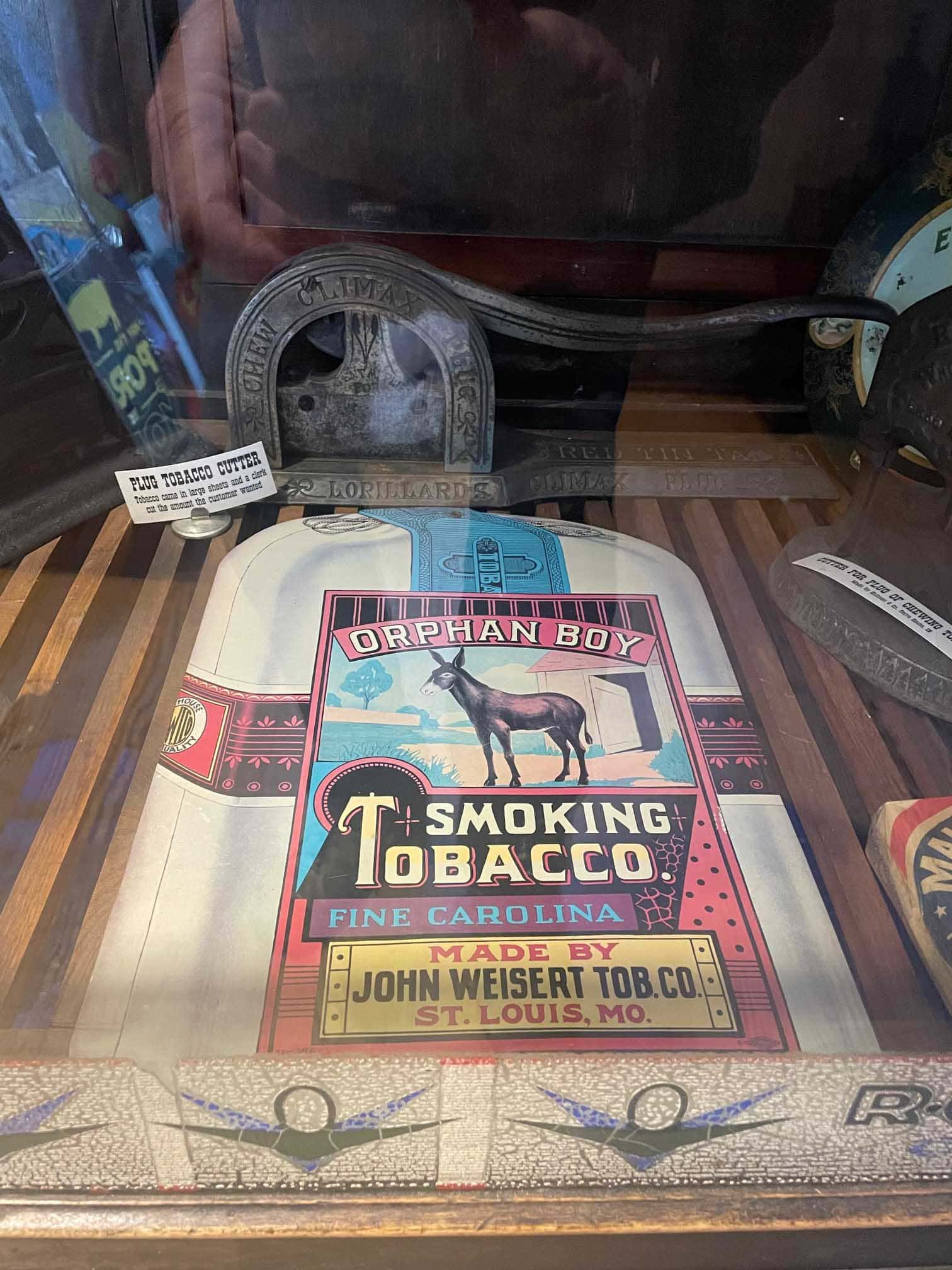 Explore - Hook's Historical Drugstore Museum